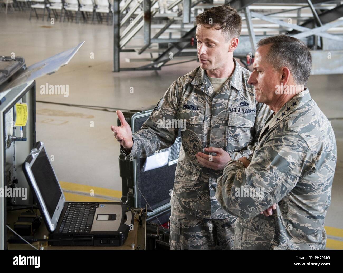 Tech. Sgt. Jesse Pickrell, 16th Electronic Warfare Squadron, briefs Air ...