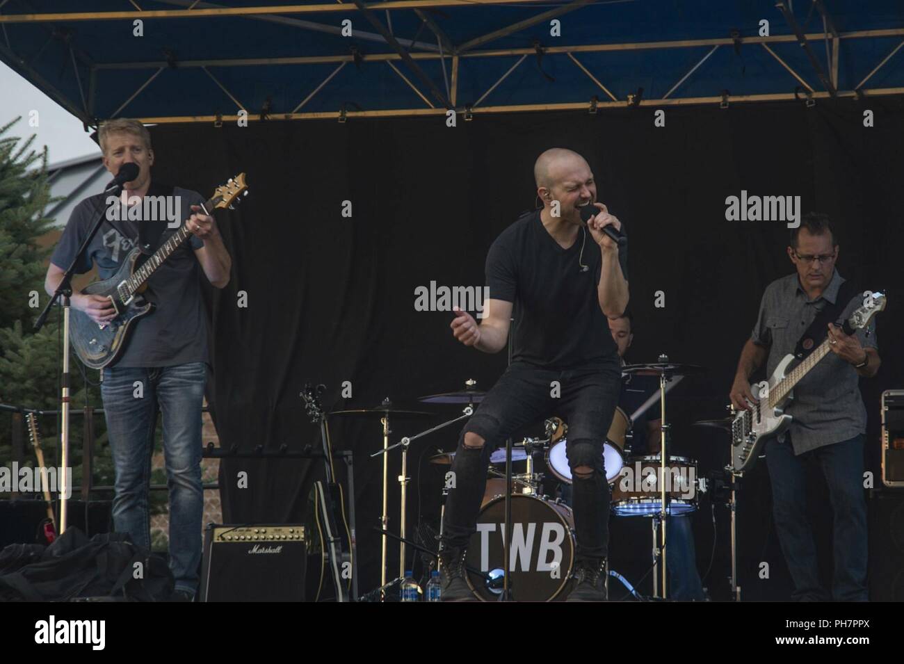 Summer walker concert hi-res stock photography and images - Alamy