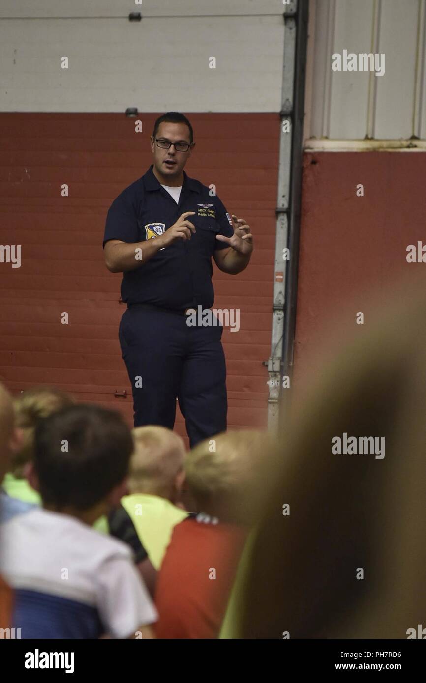 TRAVERSE CITY, Michigan (June 29, 2018) Mass Communication Specialist ...