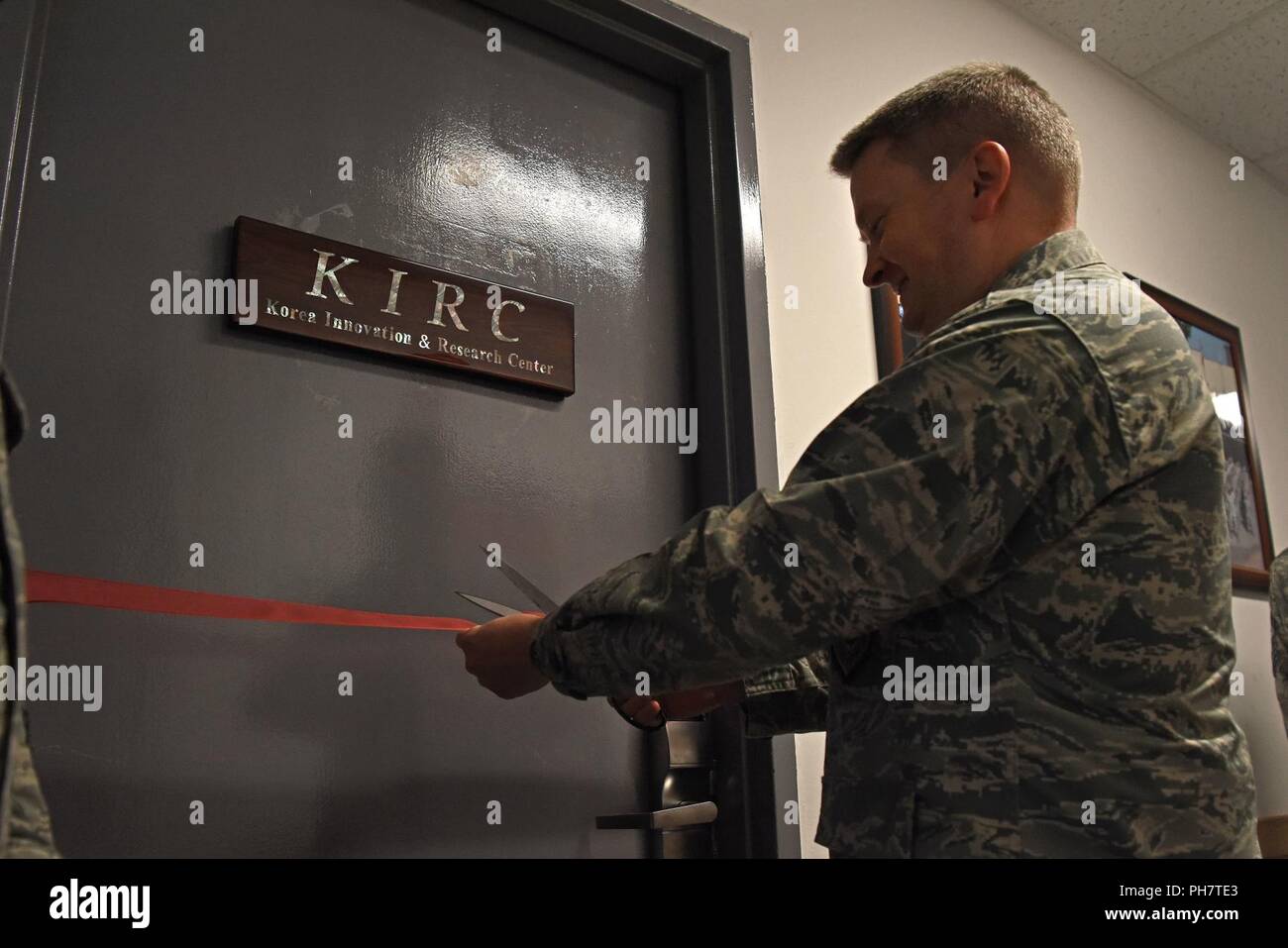 480th isrw hi-res stock photography and images - Alamy