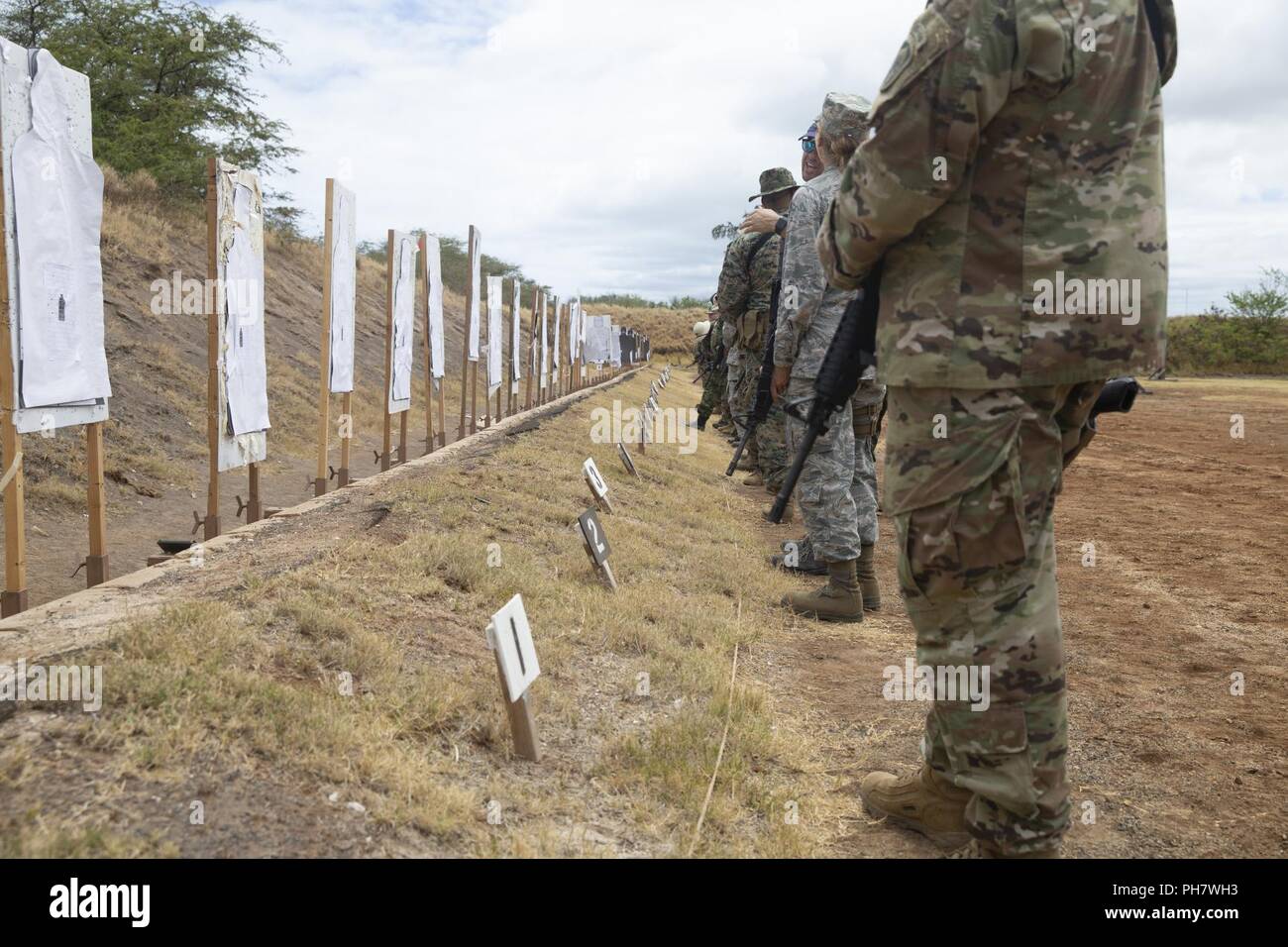 Puuloa hi-res stock photography and images - Alamy