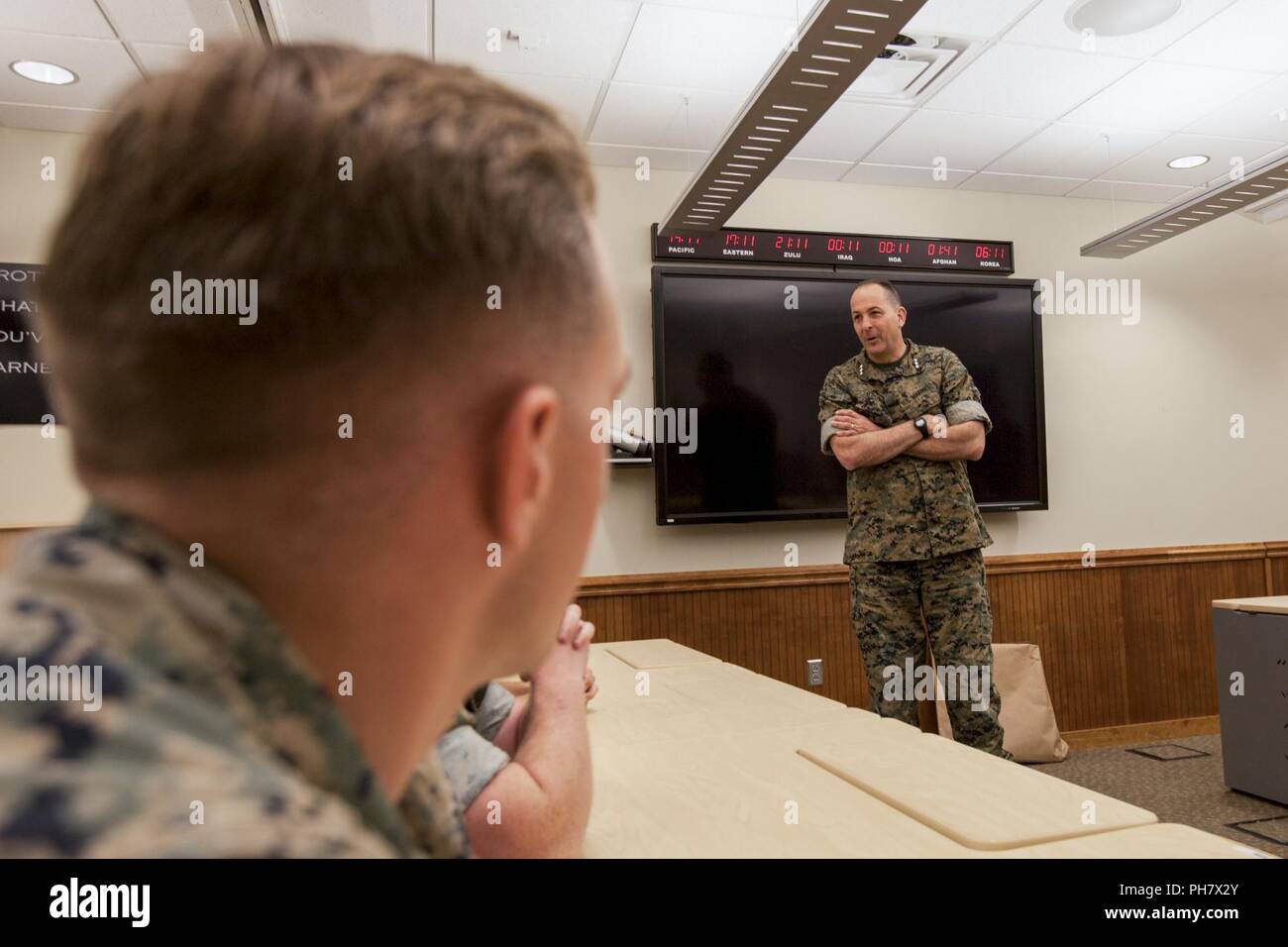 Marine corps information operations center hi-res stock photography and ...