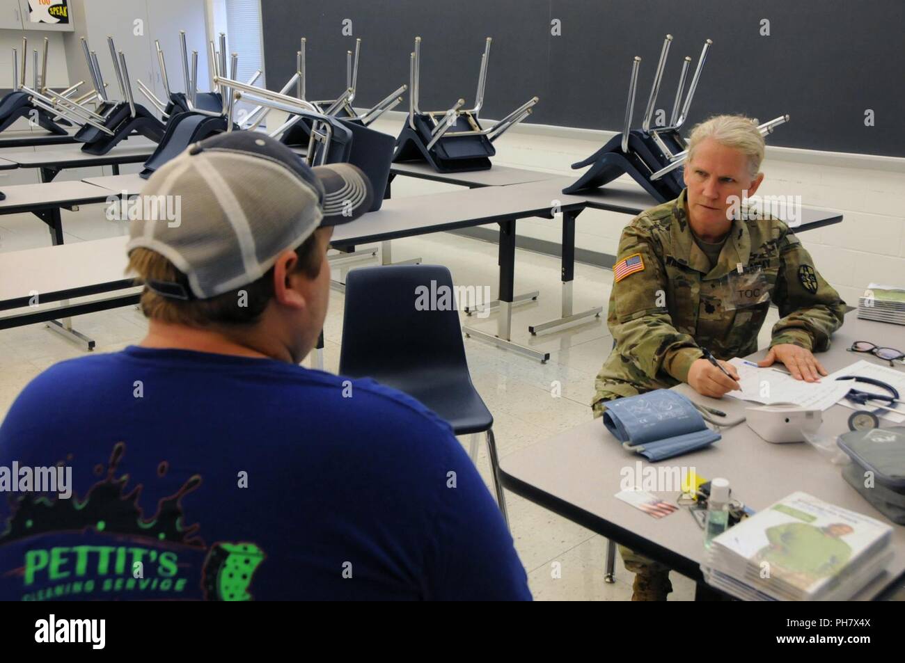 Army physician assistant hi-res stock photography and images - Alamy