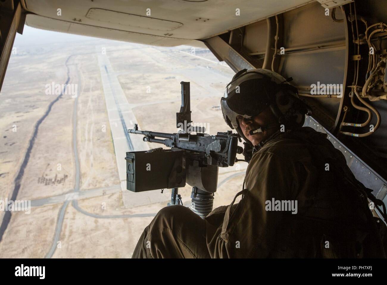 M240d machine gun hi-res stock photography and images - Alamy