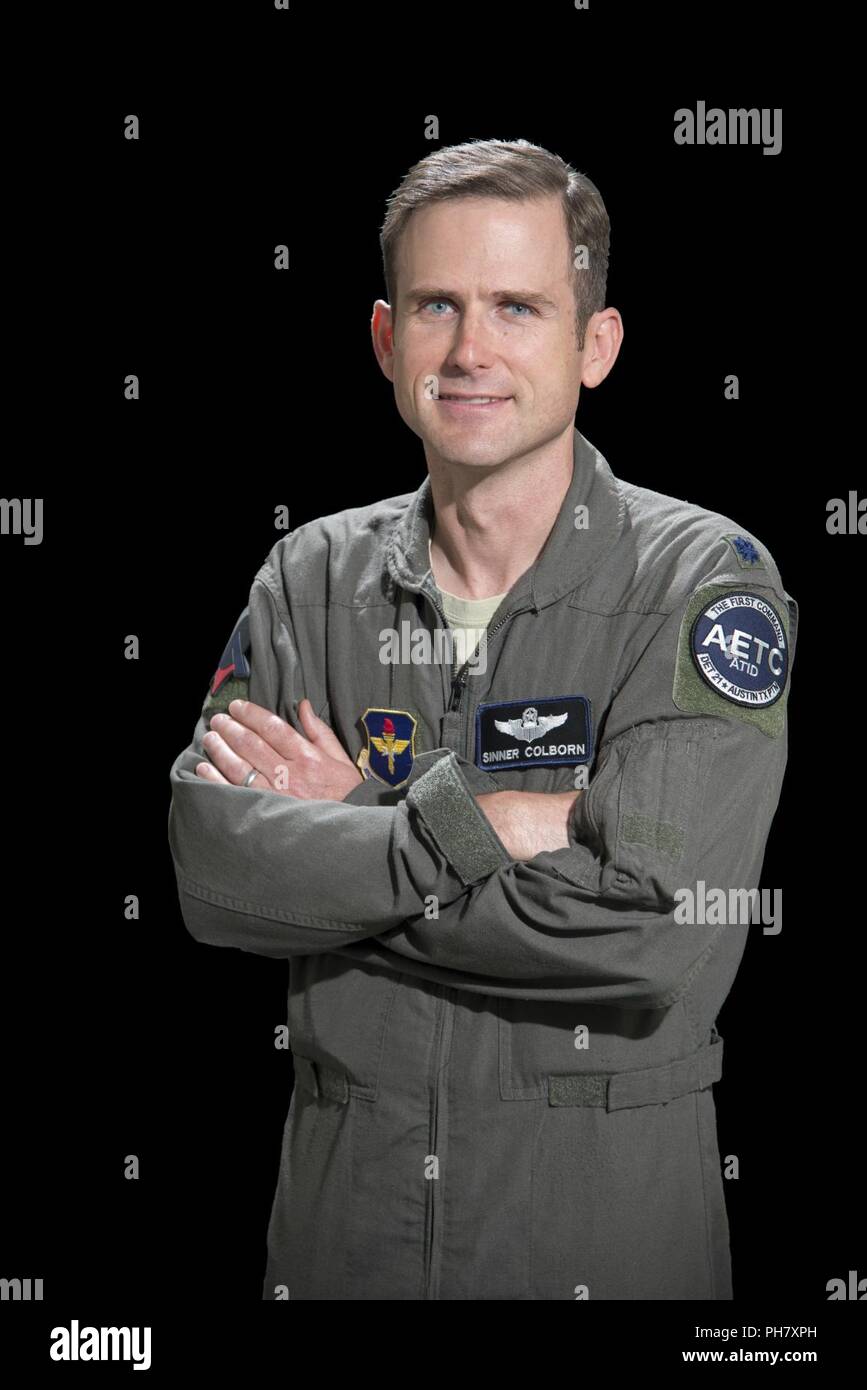 Lt. commander data hi-res stock photography and images - Alamy
