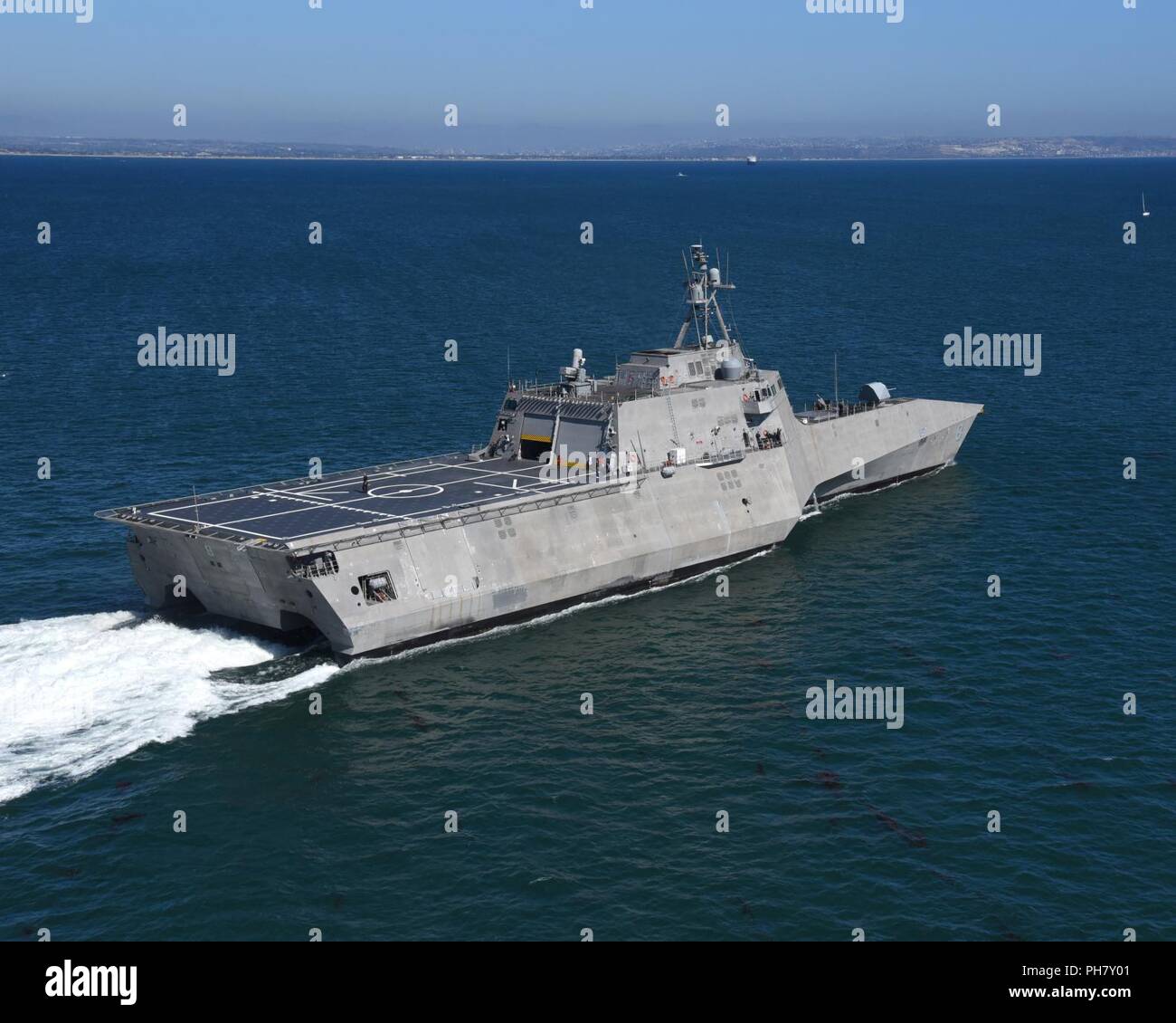 Forces surface combatant ship hi-res stock photography and images - Alamy