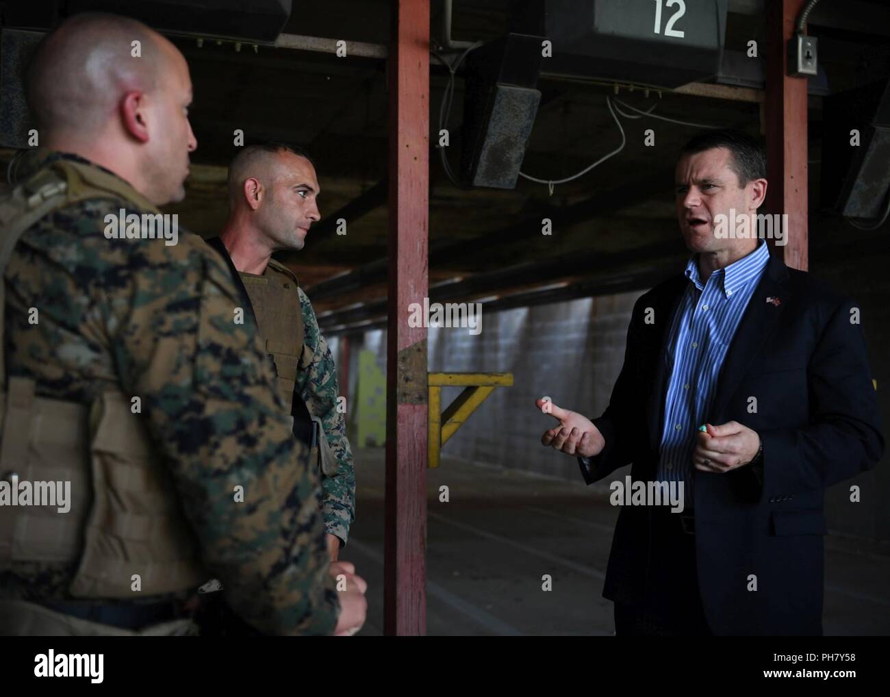 Combat logistics detachment 1 hi-res stock photography and images - Alamy