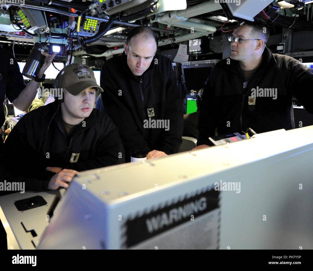 Nuclear submarine control room hi-res stock photography and images - Alamy
