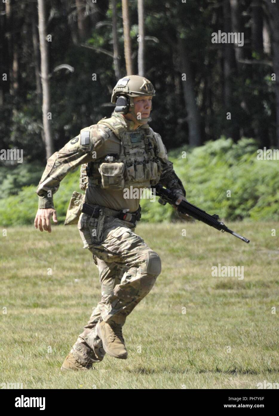Sgt. 1st Class Paul Deugan, All Guard International Combat Team member ...
