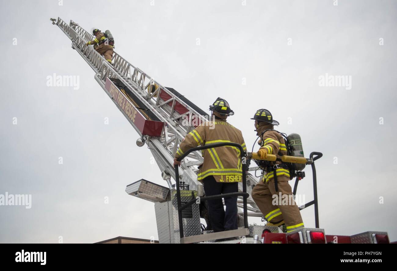 55th rescue squadron hi-res stock photography and images - Alamy