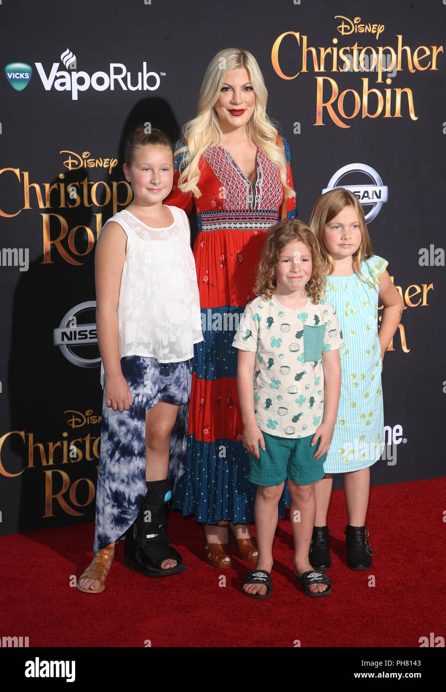 Tori spelling and stella doreen mcdermott hi-res stock photography and ...