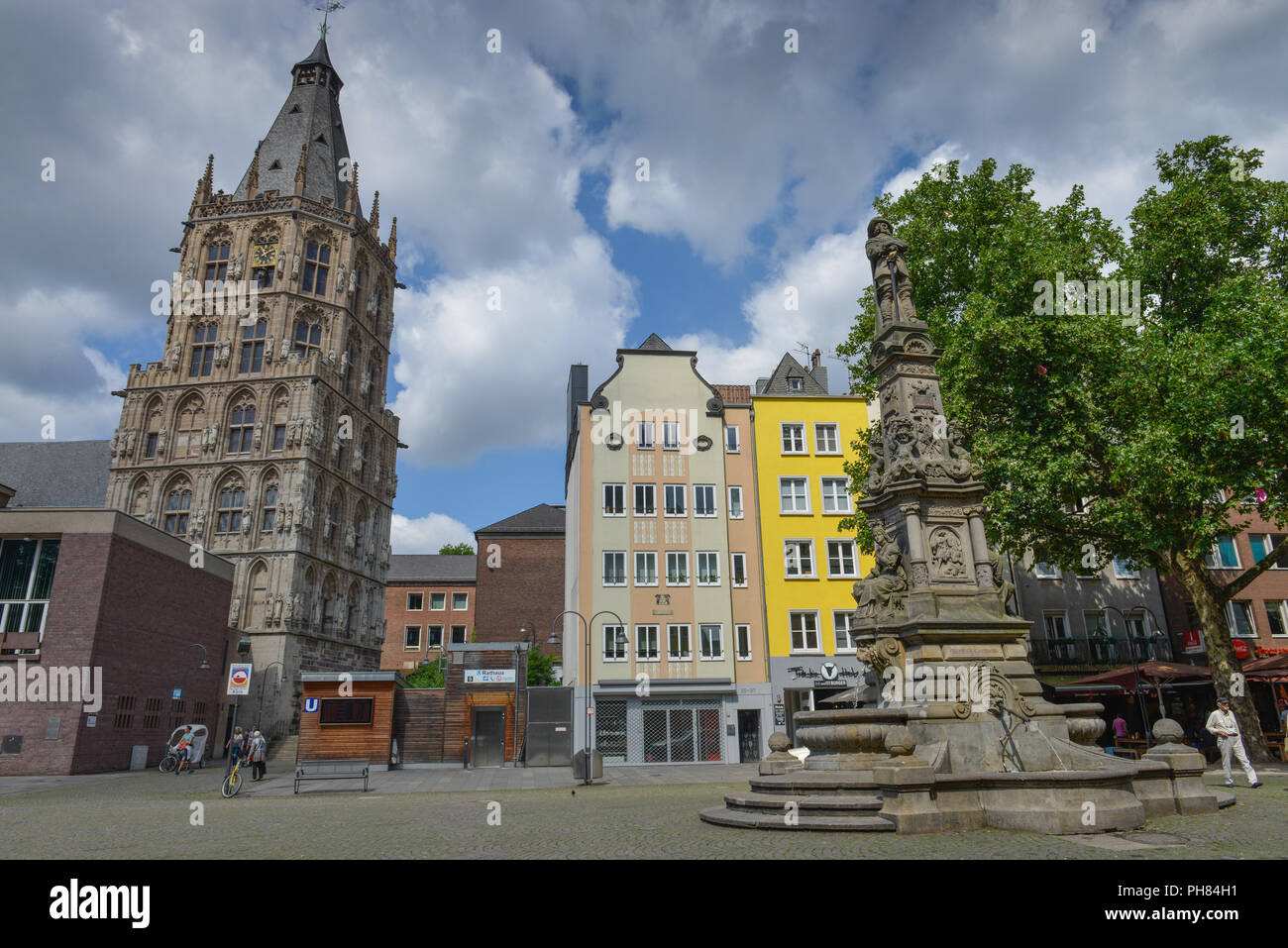 Rathaus cologne hi-res stock photography and images - Alamy