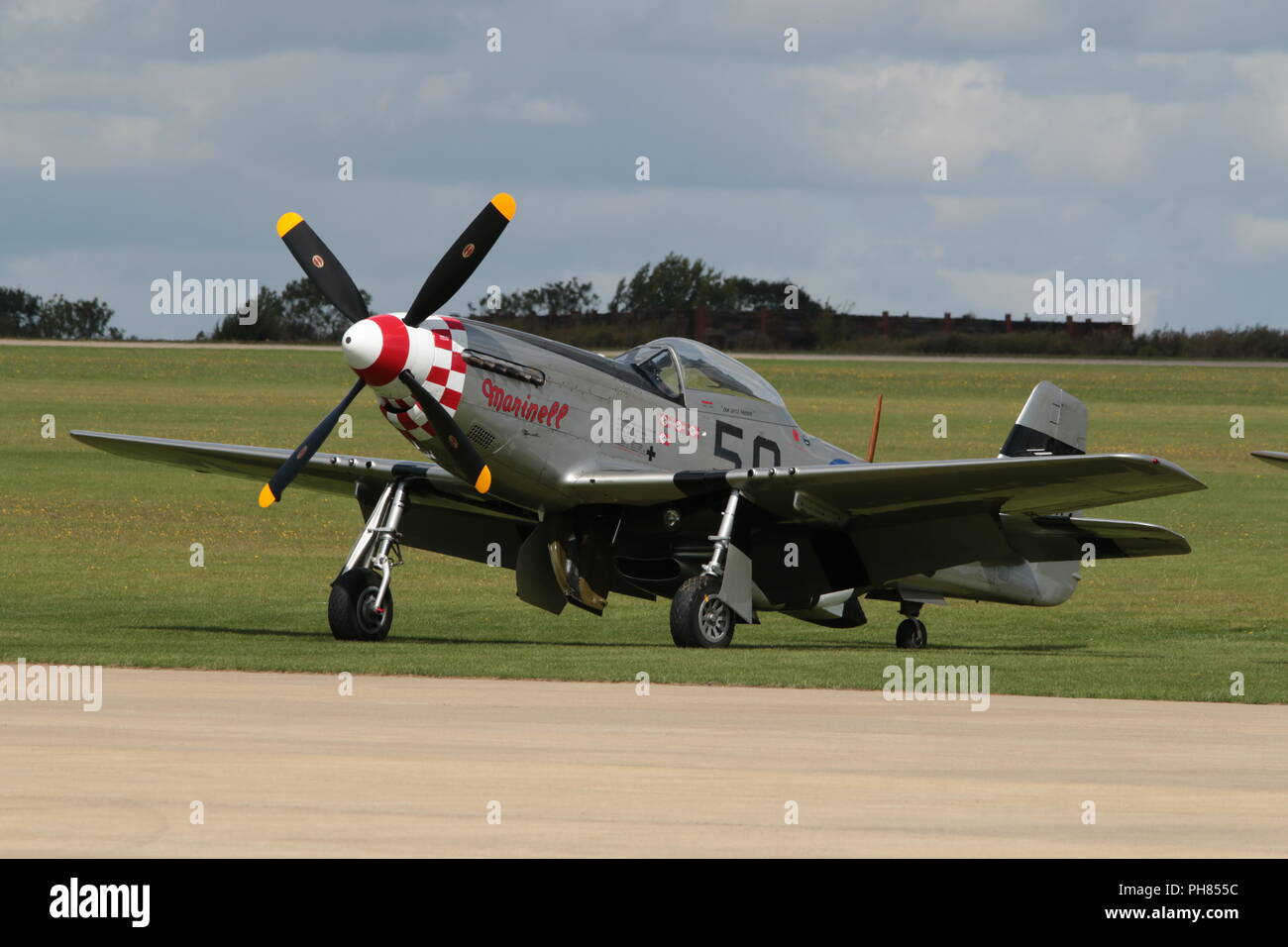 Ww2 mustang hi-res stock photography and images - Alamy