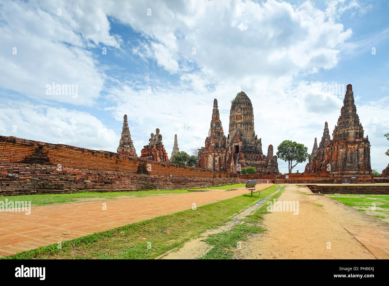 Old pagoda in Chaiwatthanaram temple in Ayutthaya province, Thailand ...
