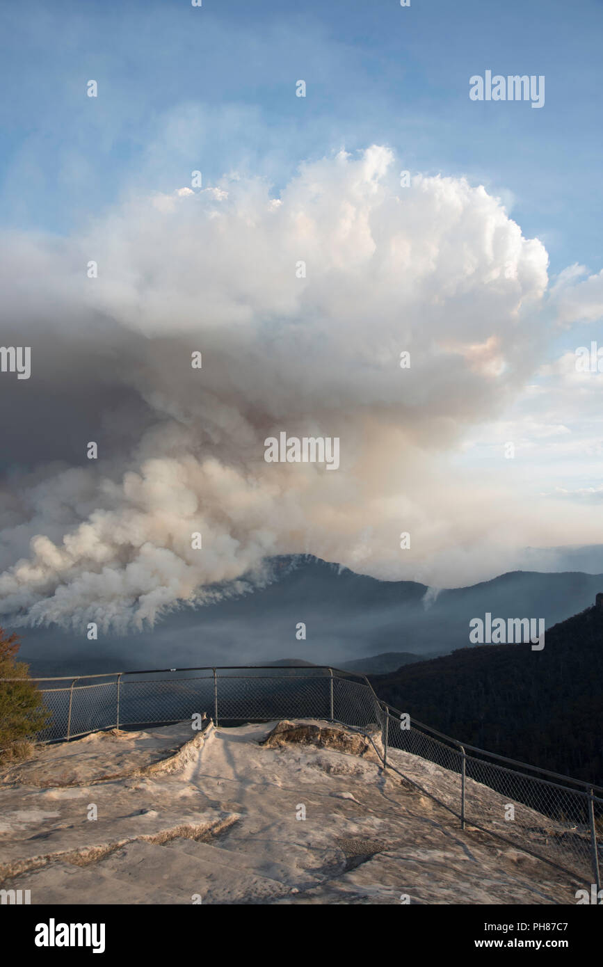 Australian bush fire hi-res stock photography and images - Alamy