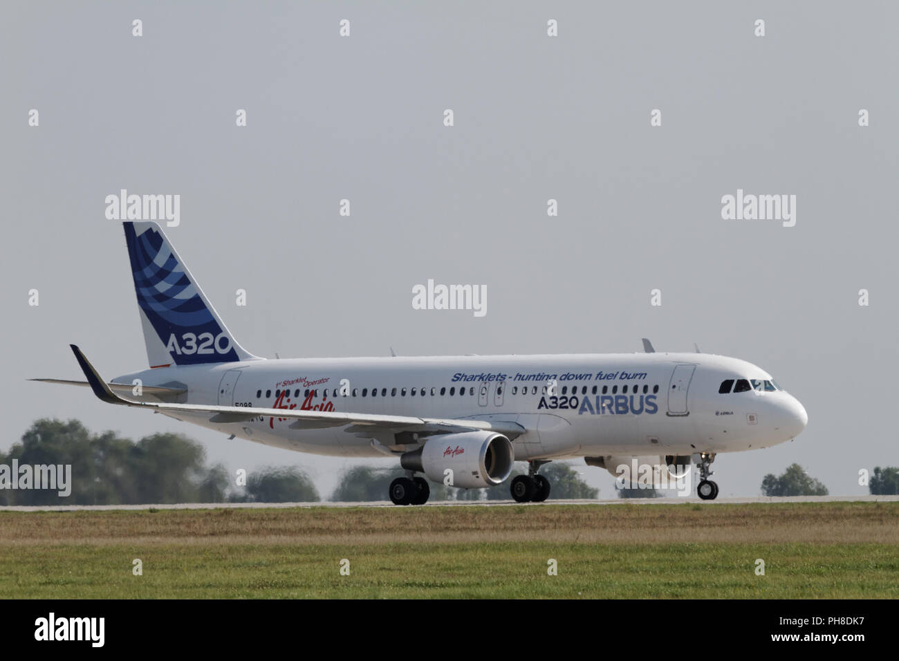 Airbus A 320 Stock Photo - Alamy