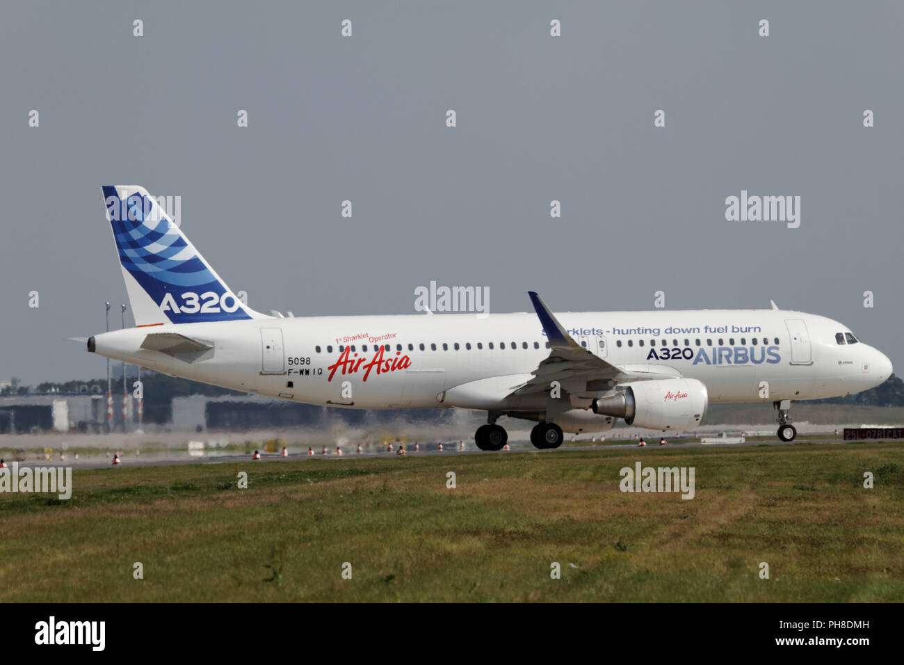 Airbus A 320 Stock Photo - Alamy