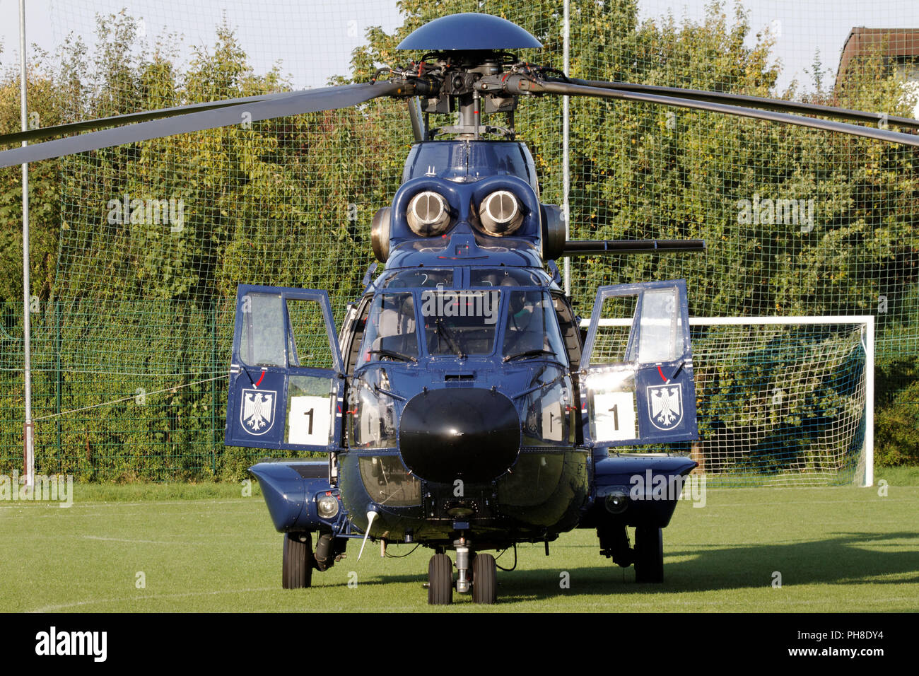 AS 332 L1 Super Puma helicopter of the Federal Pol Stock Photo - Alamy