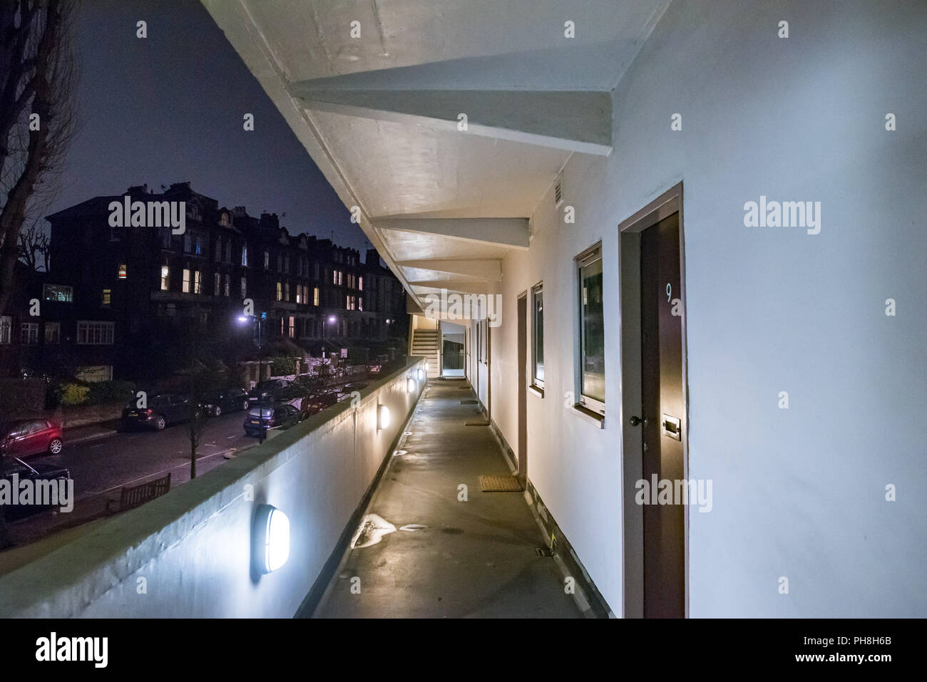 Isokon Building, Lawn Road Flats, London Stock Photo - Alamy