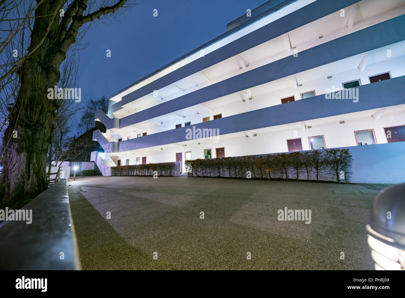 Isokon Building, Lawn Road Flats, London Stock Photo - Alamy
