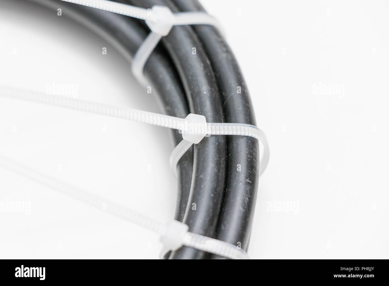 Cable tie cables hi-res stock photography and images - Alamy