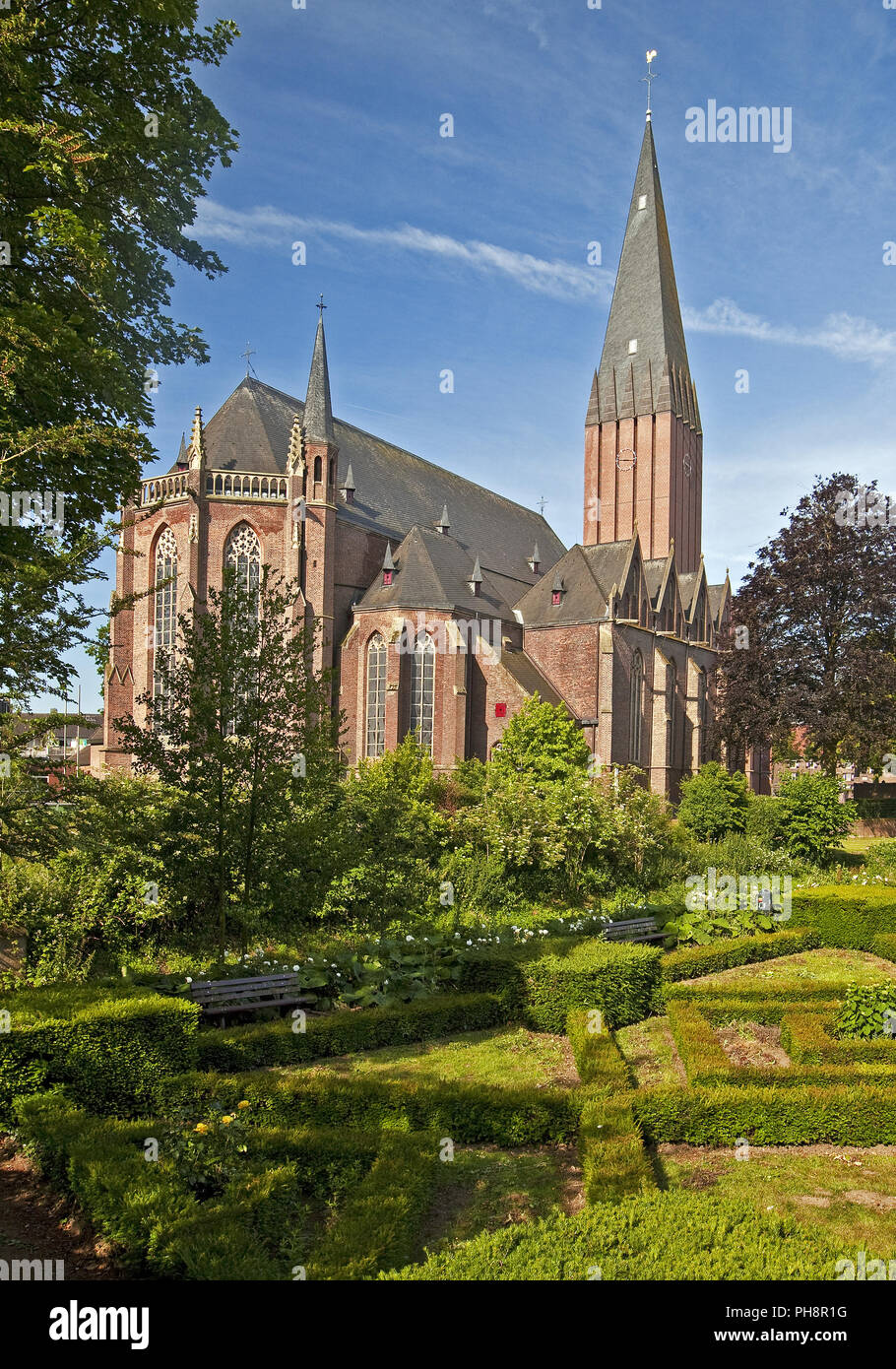 Santa Maria Magdalena Church, Goch, Germany Stock Photo - Alamy