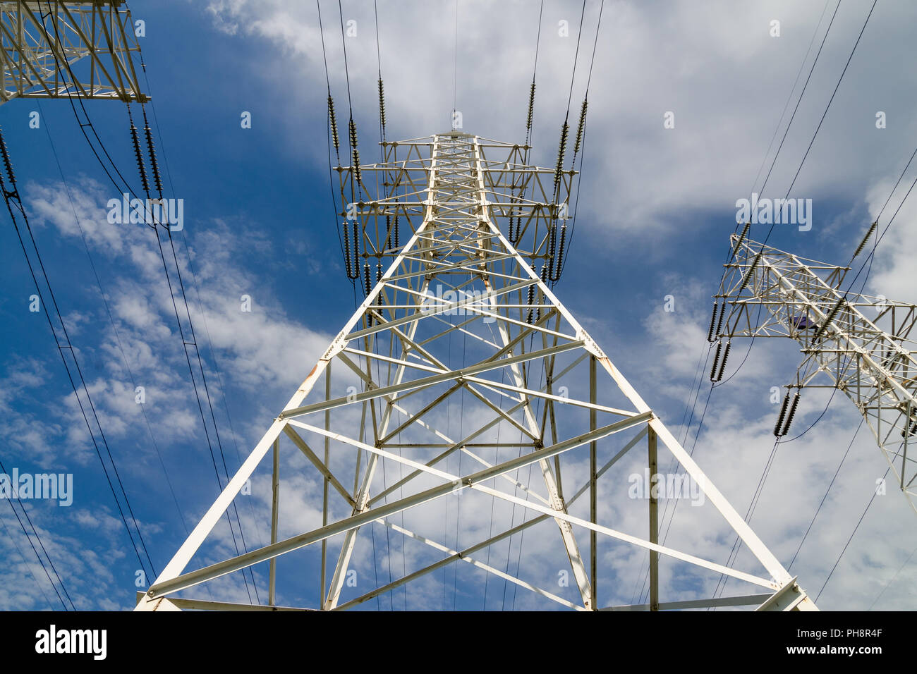 High voltage system transmission hi-res stock photography and images ...