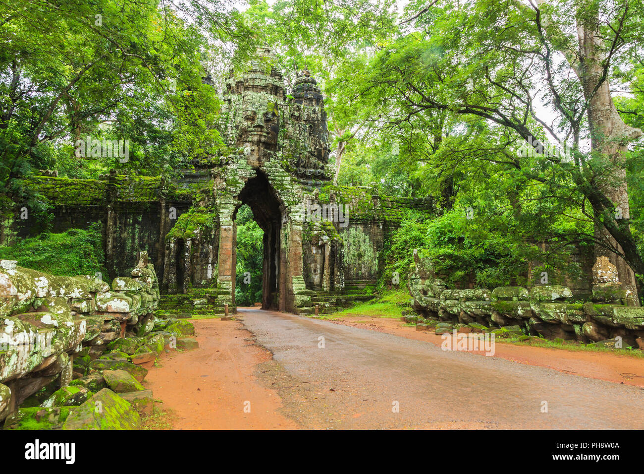 South gate of Angkor Thom Stock Photo - Alamy