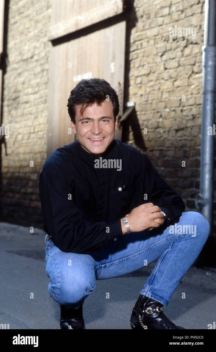 Sänger Nino de Angelo bei einem Fototermin in Berlin, Deutschland 1989 ...