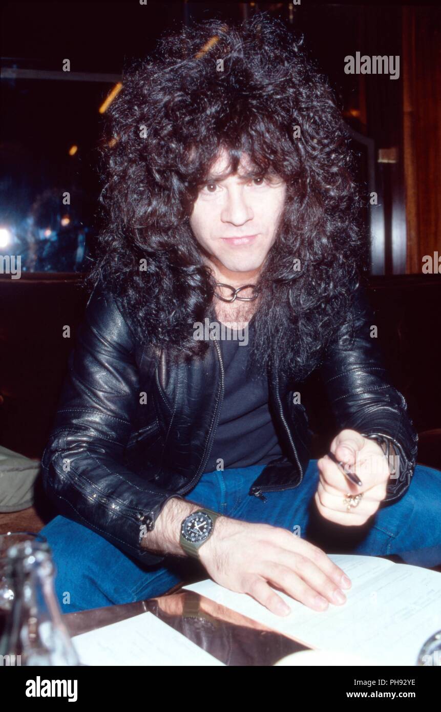 Eric singer hi-res stock photography and images - Alamy