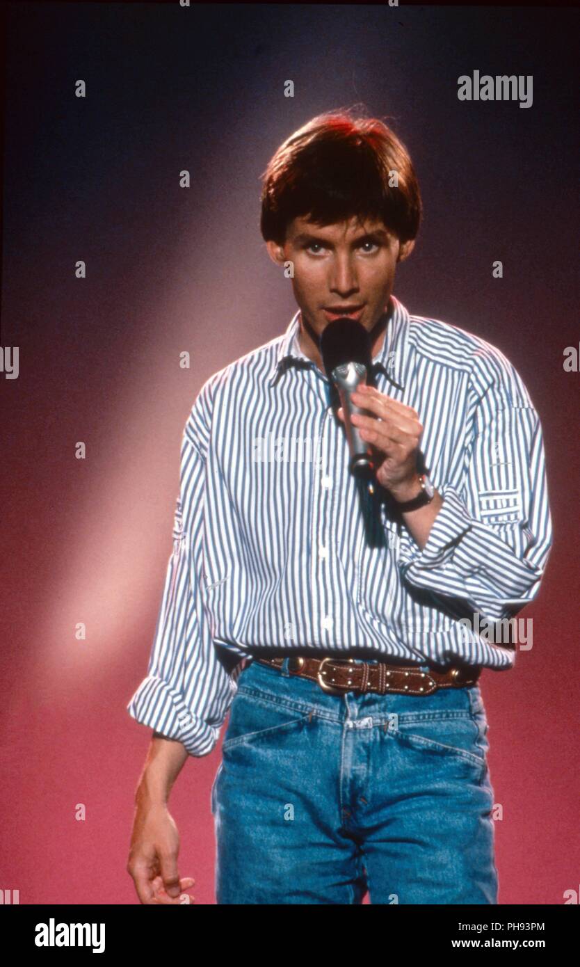 Moderator Viktor Worms bei der "Hitparade Live" in Berlin, Deutschland ...