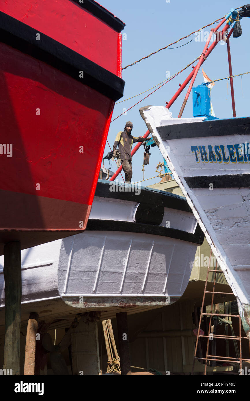 India indian cargo ship mumbai hi-res stock photography and images - Alamy