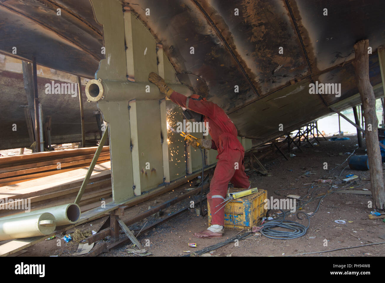 India indian cargo ship mumbai hi-res stock photography and images - Alamy