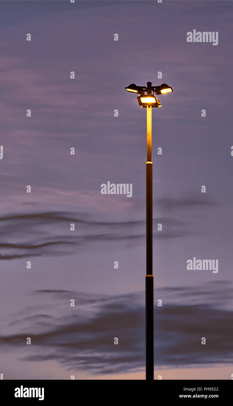 Lighting pole hi-res stock photography and images - Alamy