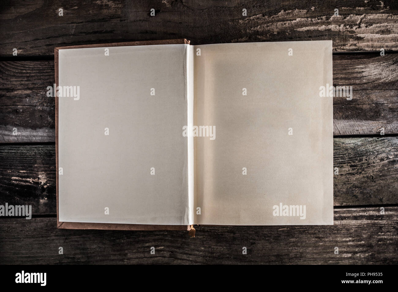 Burlap book hi-res stock photography and images - Alamy