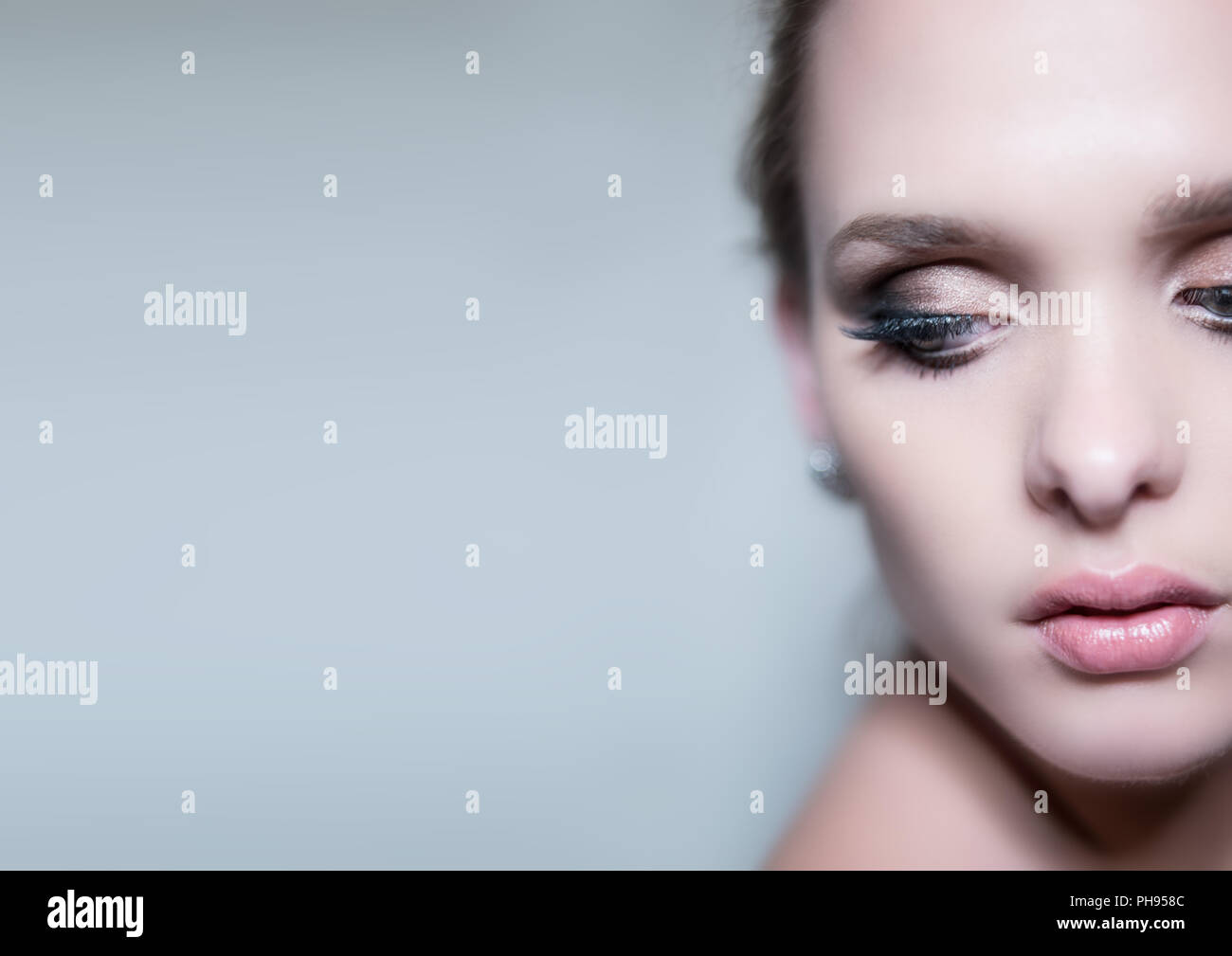 Pretty eyebrows hi-res stock photography and images - Alamy