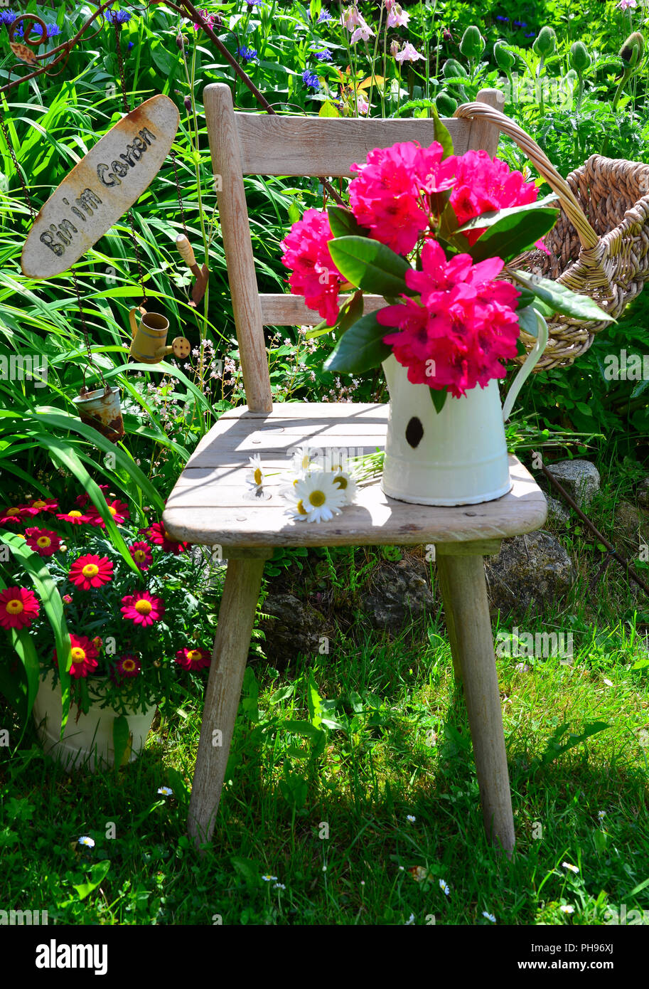 Nursing chair hi-res stock photography and images - Alamy