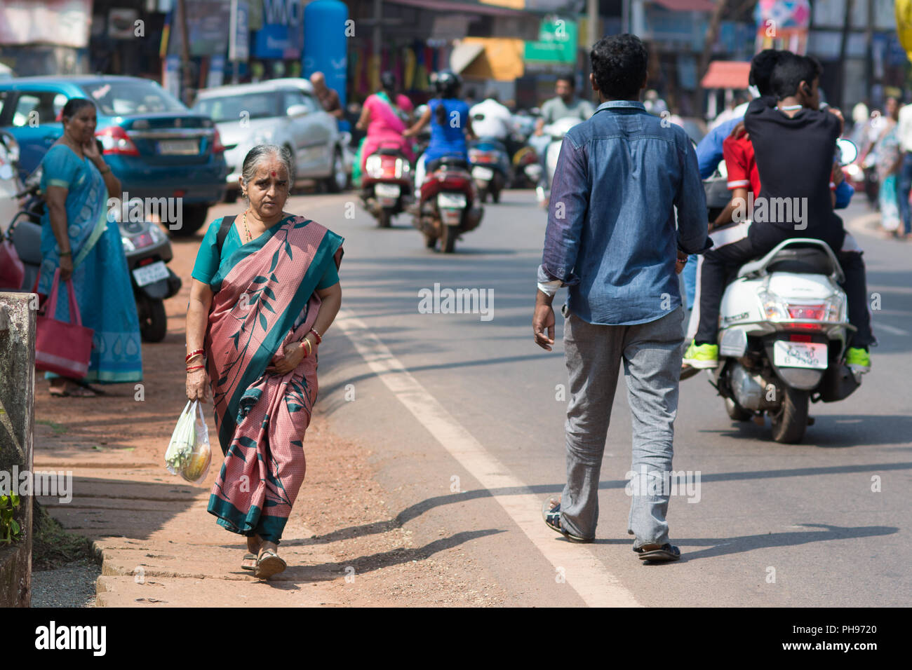 An indian girl parking her car hi-res stock photography and images - Alamy