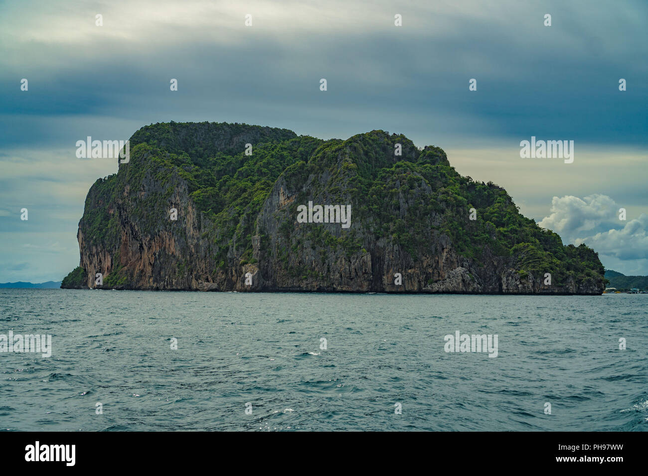 Maya mountain hi-res stock photography and images - Alamy