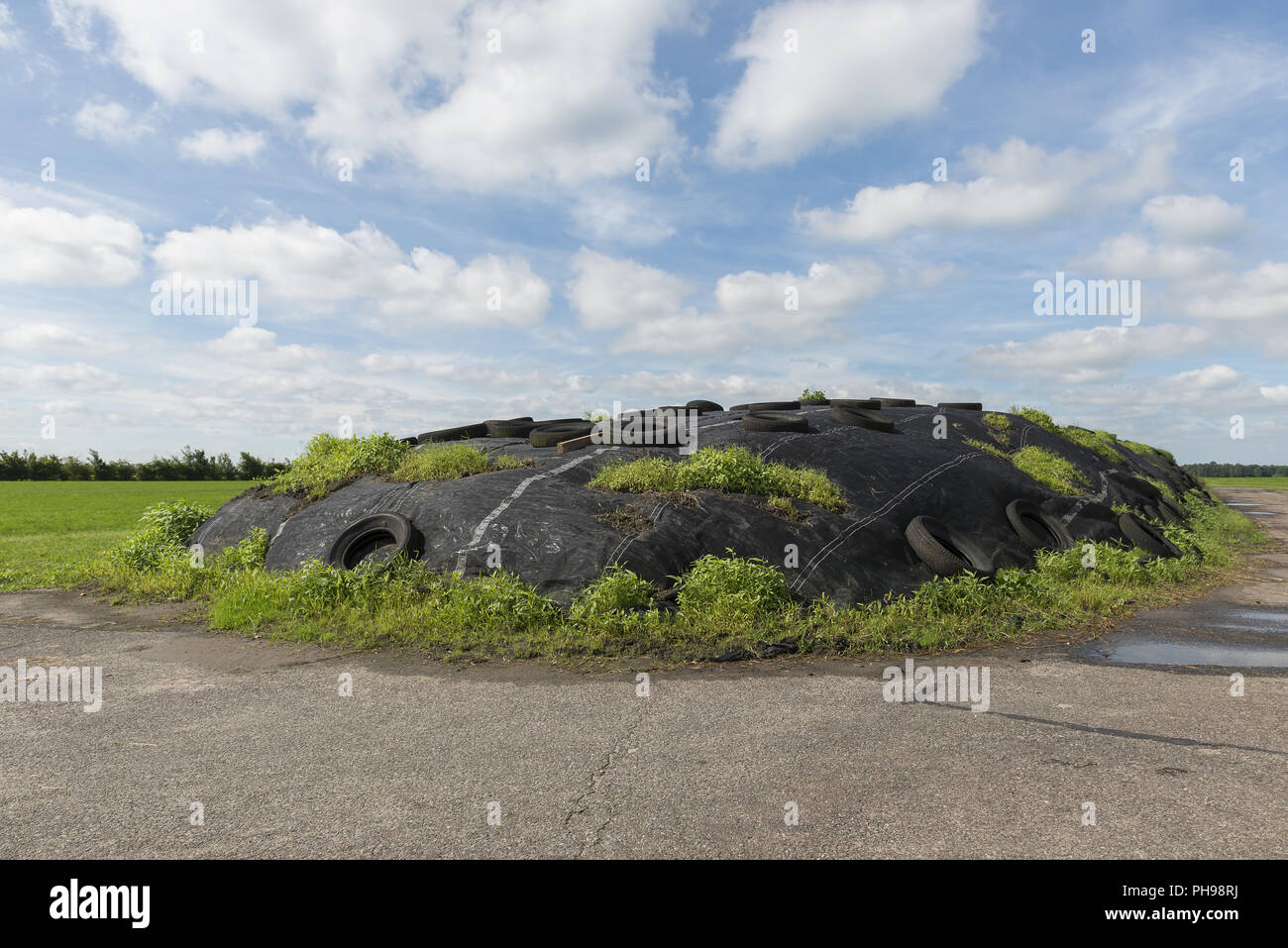 Ensilage hi-res stock photography and images - Alamy