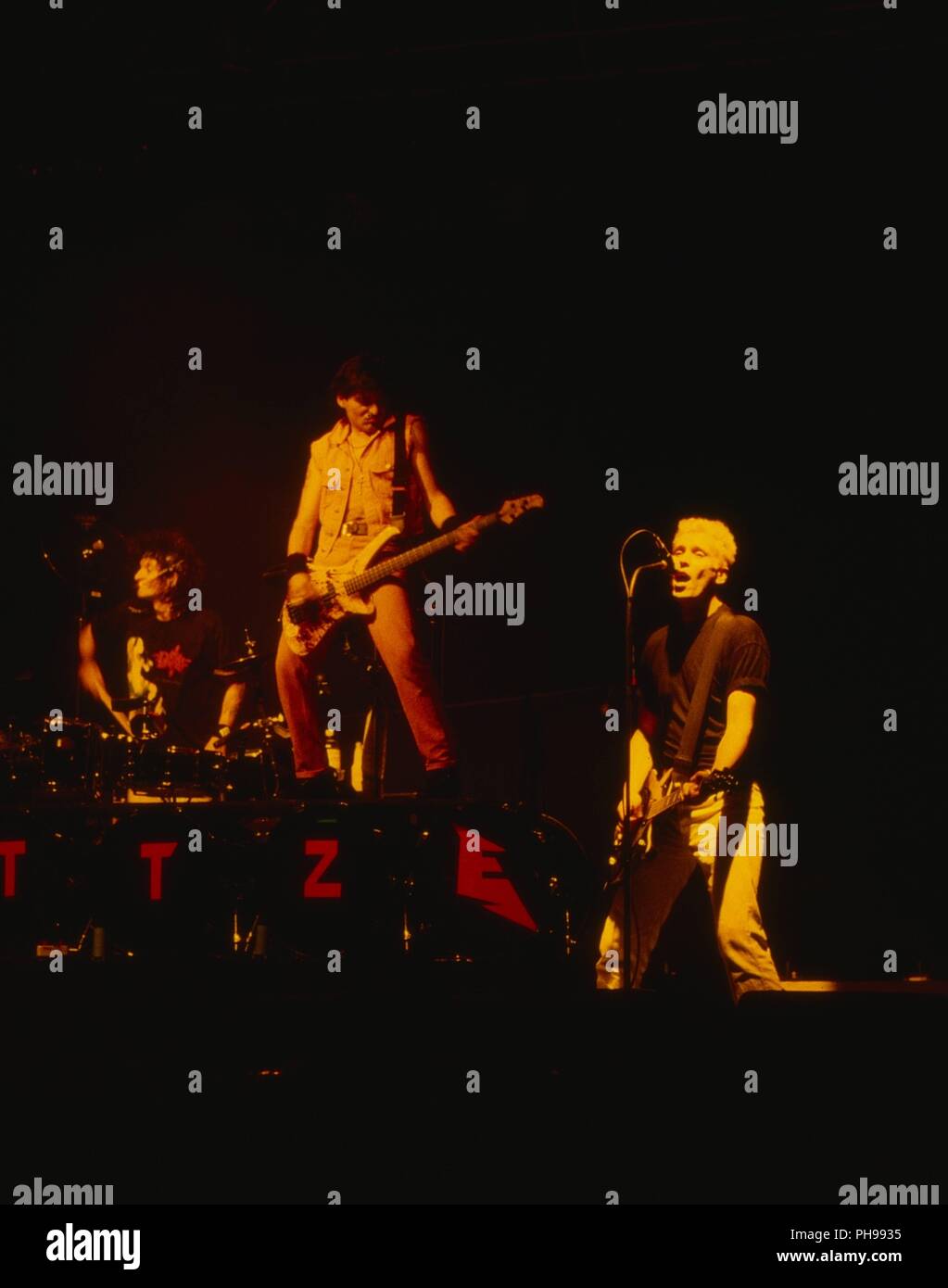 "Die Ärzte", deutsche Punk Rock Funpunk Ska Band, bei einem Konzert in ...