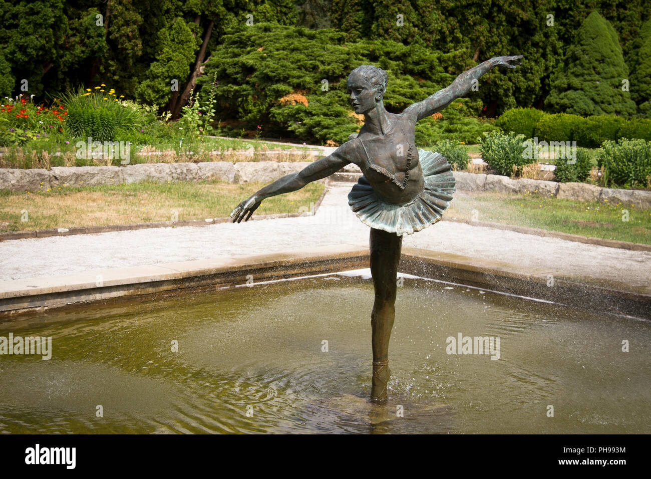 Botanical garden sculpture hi-res stock photography and images - Alamy