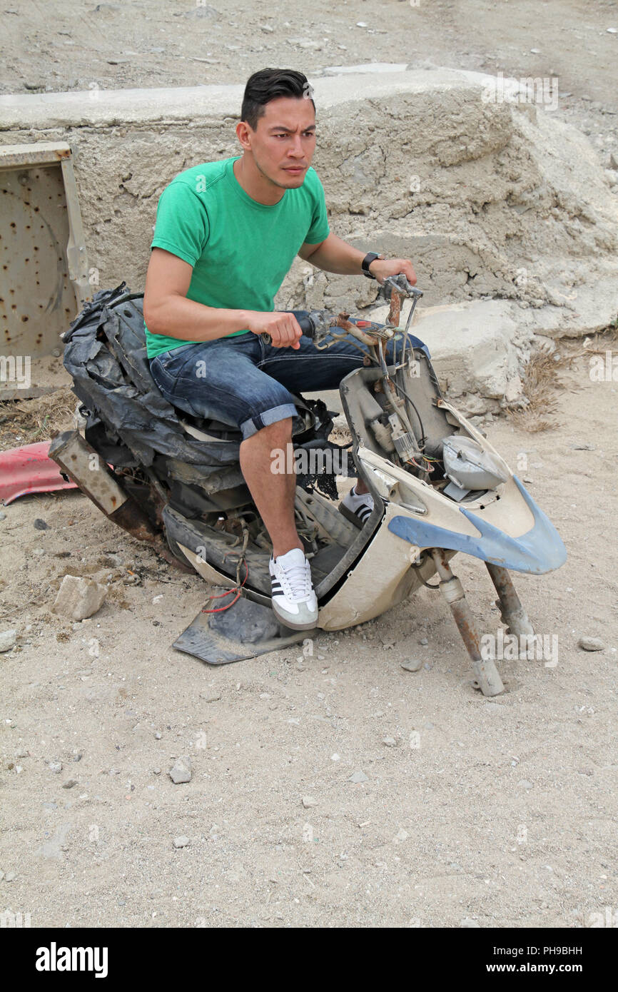 Moped scrap hi-res stock photography and images - Alamy