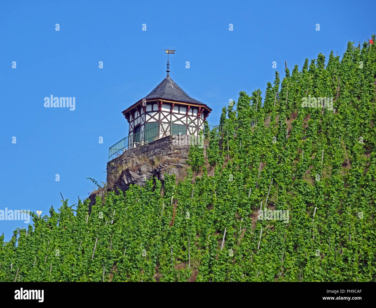 Vineyard building hi-res stock photography and images - Alamy
