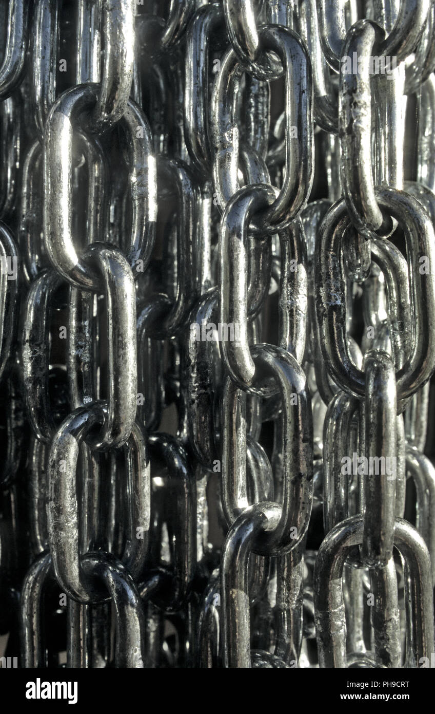 Ornamental chain hi-res stock photography and images - Alamy