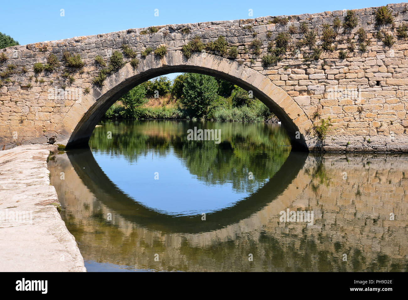 medieval romanesque bridge in Spain Stock Photo - Alamy