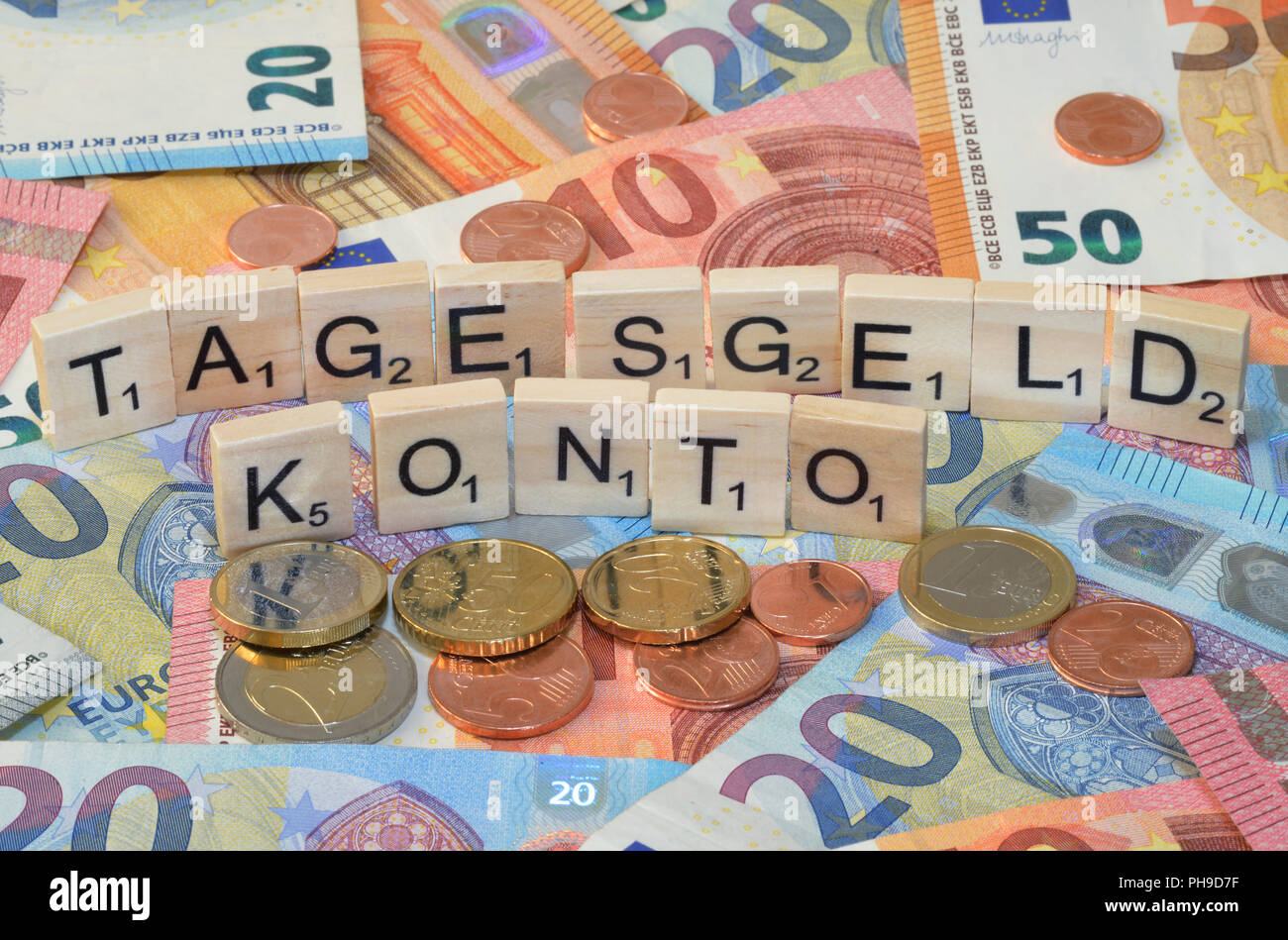 Symbolfoto Wirtschaftsbegriff Tagesgeldkonto Stock Photo - Alamy