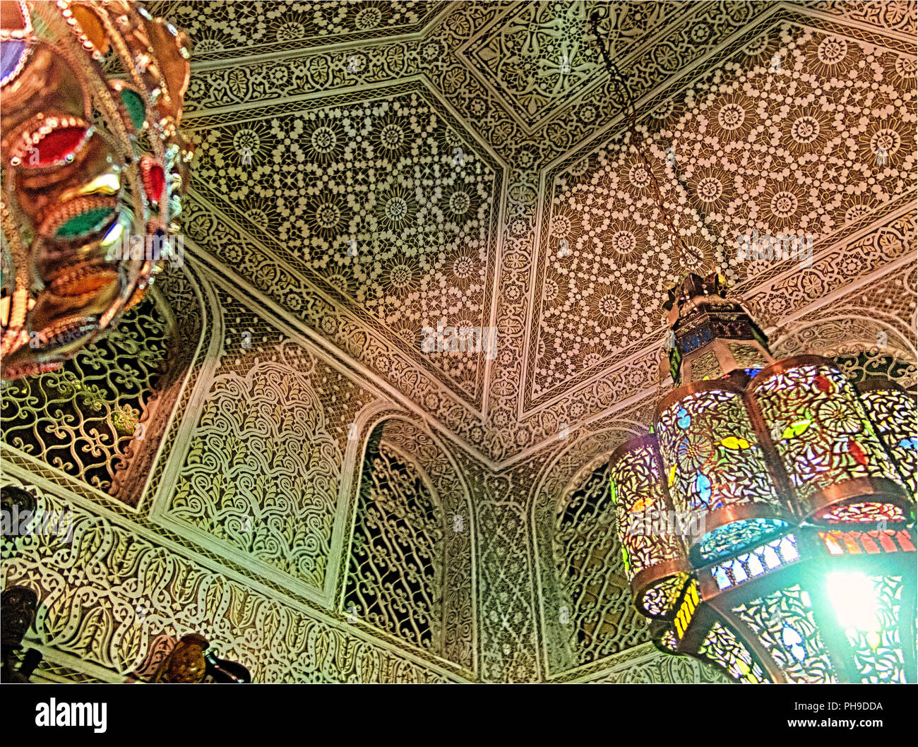 Agadir morocco bazaar hi-res stock photography and images - Alamy
