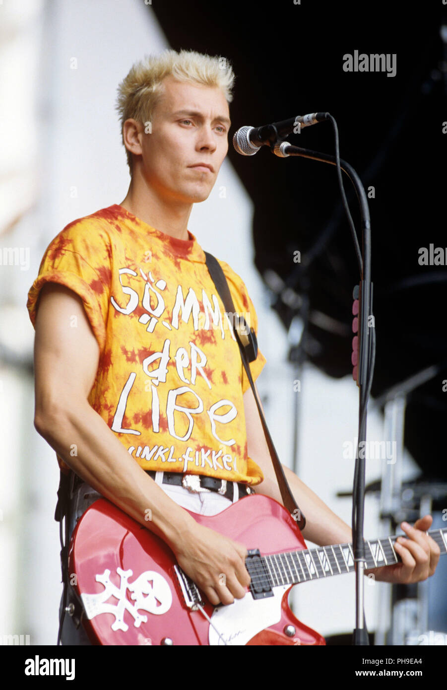 Farin Urlaub (Die Ärzte) on 10.09.1994 in Winterthur. | usage worldwide ...