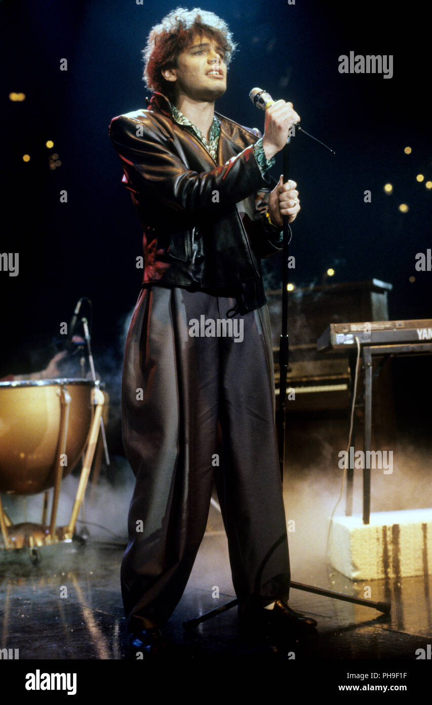 Singer marian gold hi-res stock photography and images - Alamy